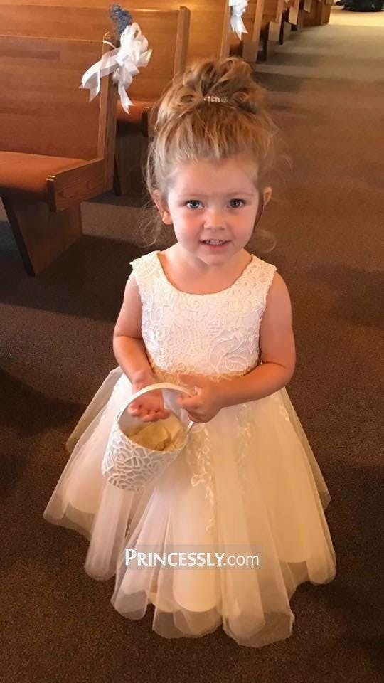 Princess Ivory Lace Tulle Sleeveless Wedding Flower Girl Dress Bow