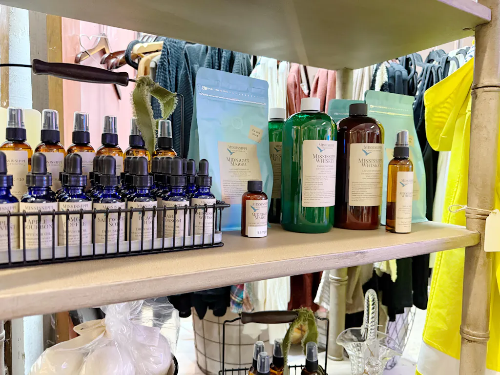 Liquid Laundry Detergent – Mississippi Candle Co.