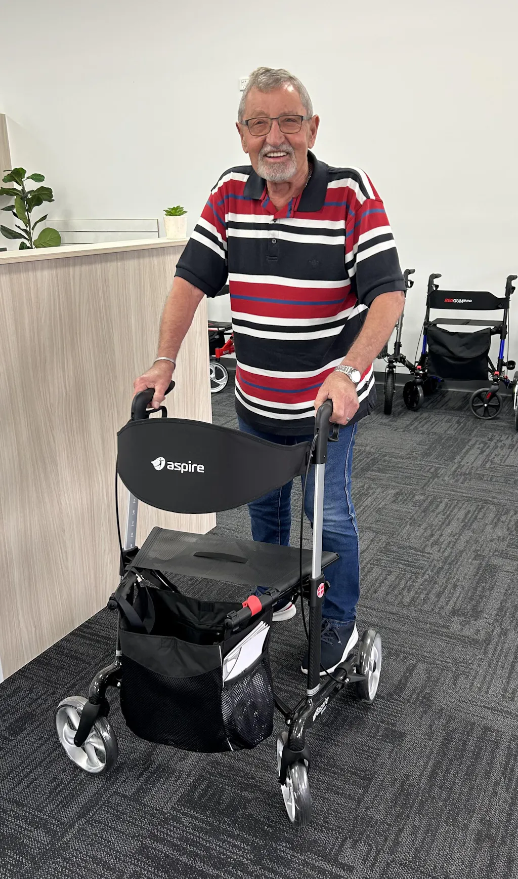 Aspire Vogue Carbon Fibre Seat Walker - Mobility and Wellness