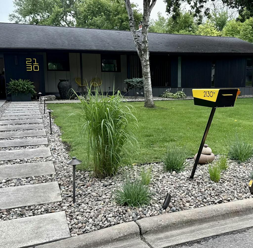 Modern Angled Curbside Mailbox Post – modbox USA