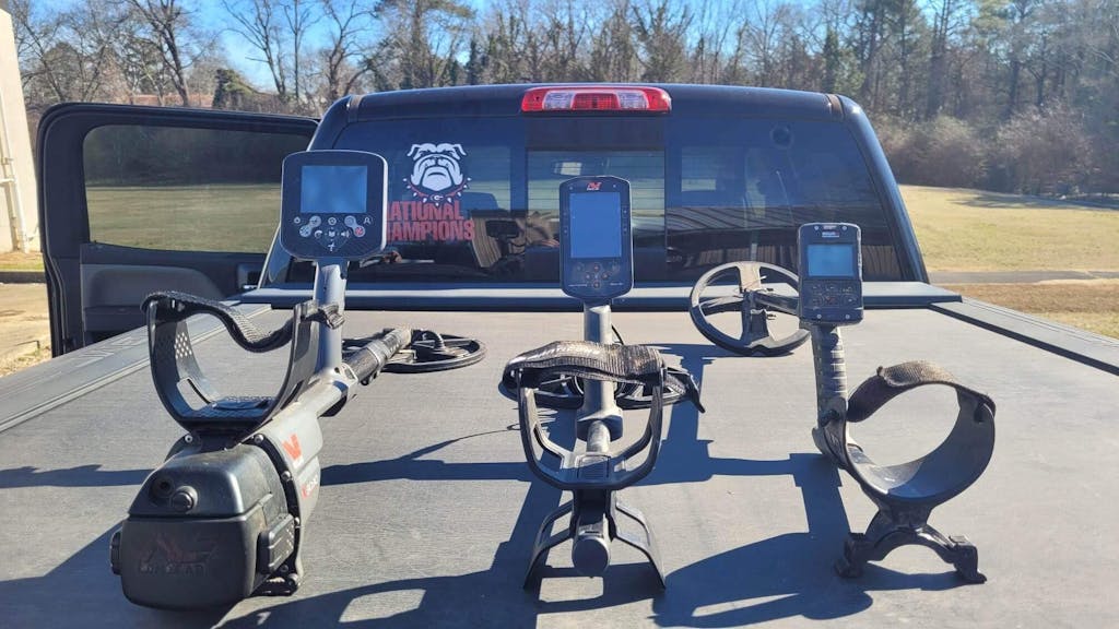 Minelab Manticore Metal Detector with Free Gifts – Modern Metal Detectors