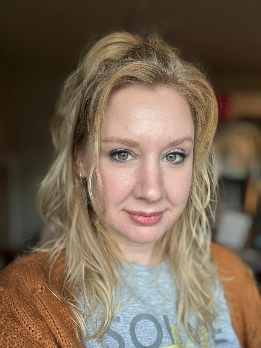 Lip Glaze Oil Plumper (002, Bare with me)