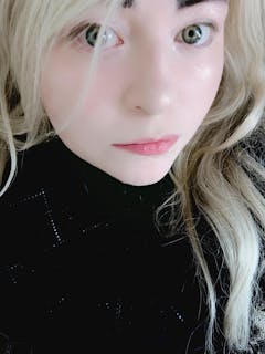 Diamond Daze Liquid Shadow (021, Cheeky)