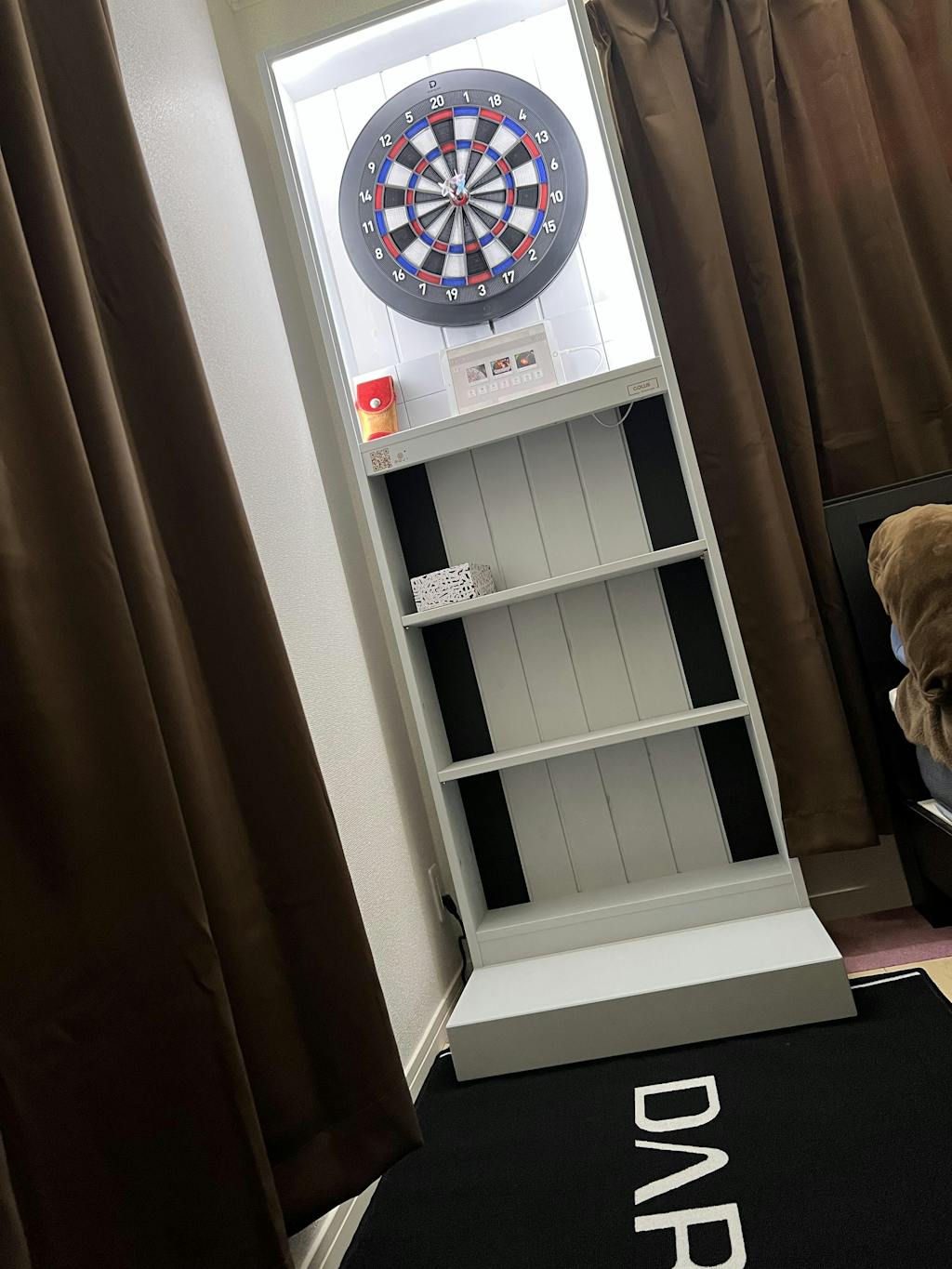 ダーツスタンド コリー – 木製ダーツ台専門店 MOJI darts