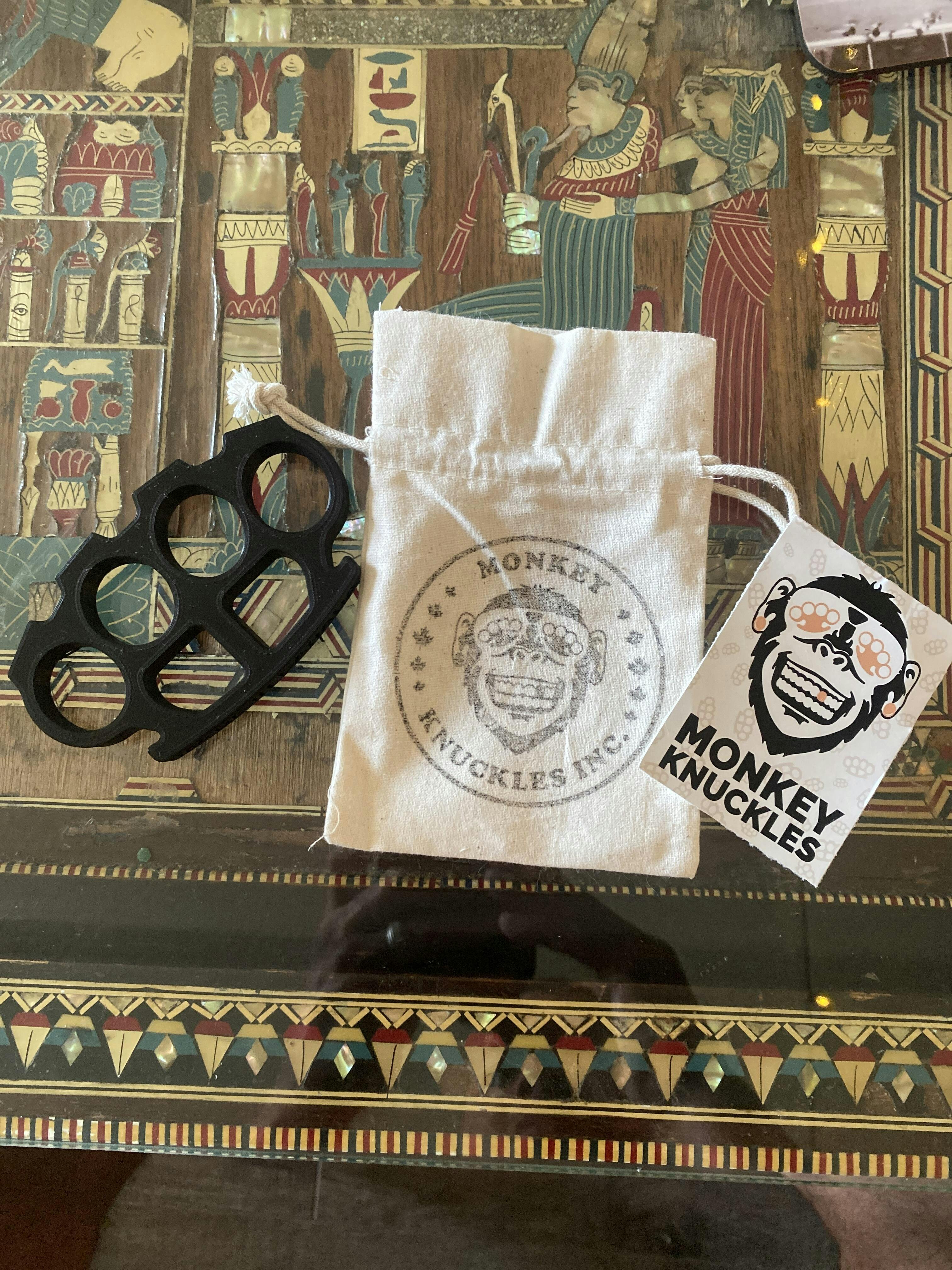 Carbon Fiber Classics – Monkey Knuckles 🇨🇦