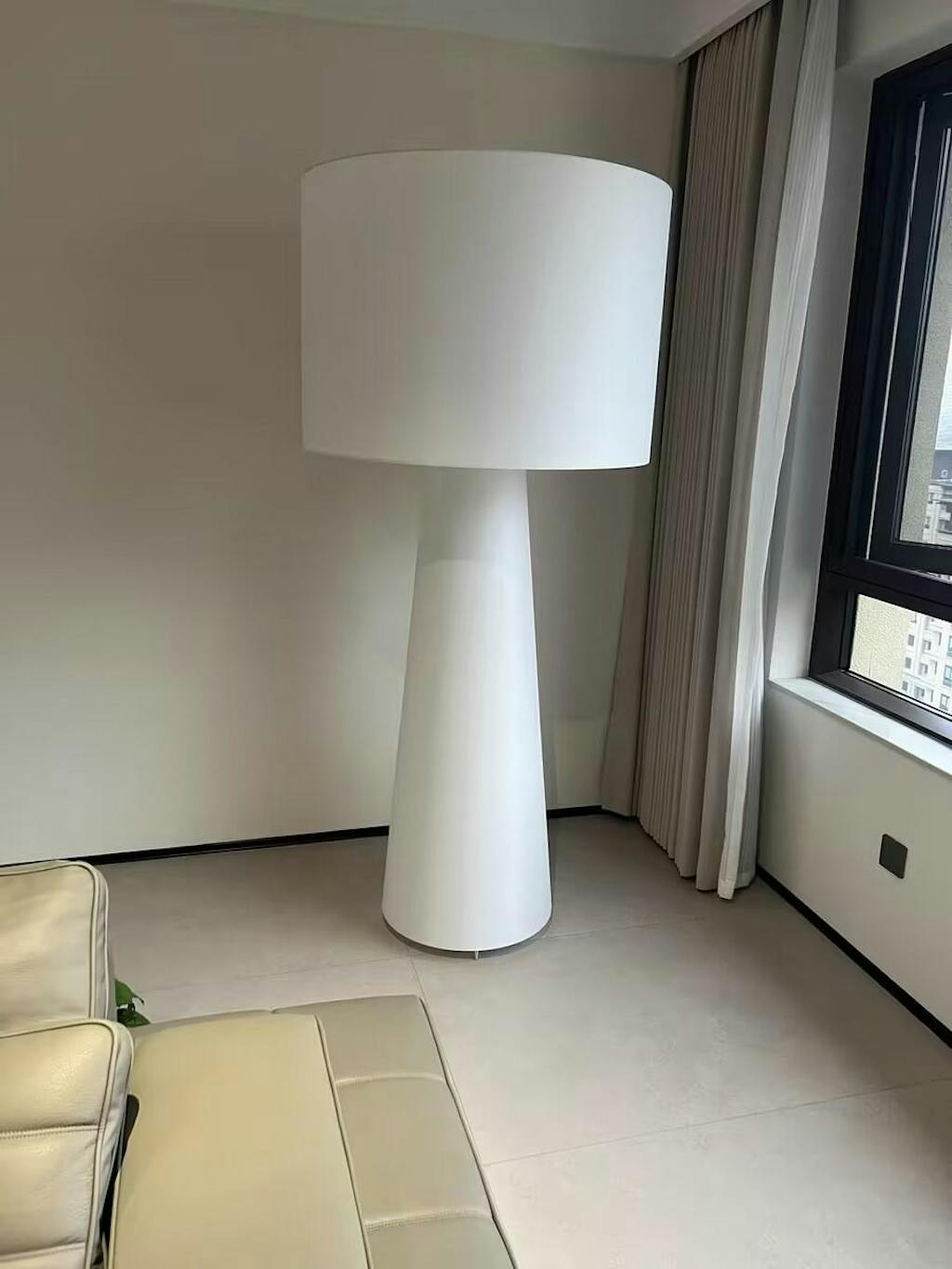 Big Shadow Floor Light — Mooiehome