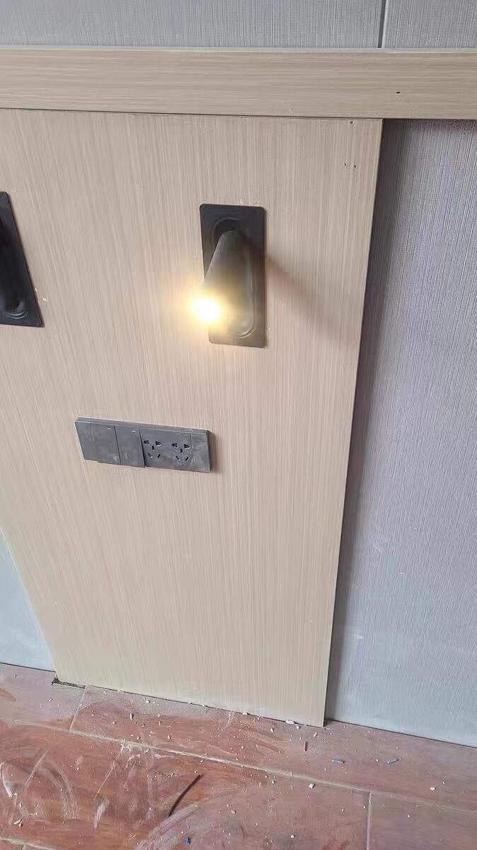 LED Tube Wall Sconce - Mooielight - LED Tube Wall Sconce