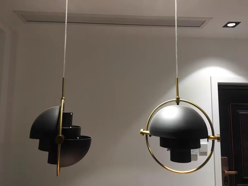 Deformed Ball Pendant Light - Mooielight