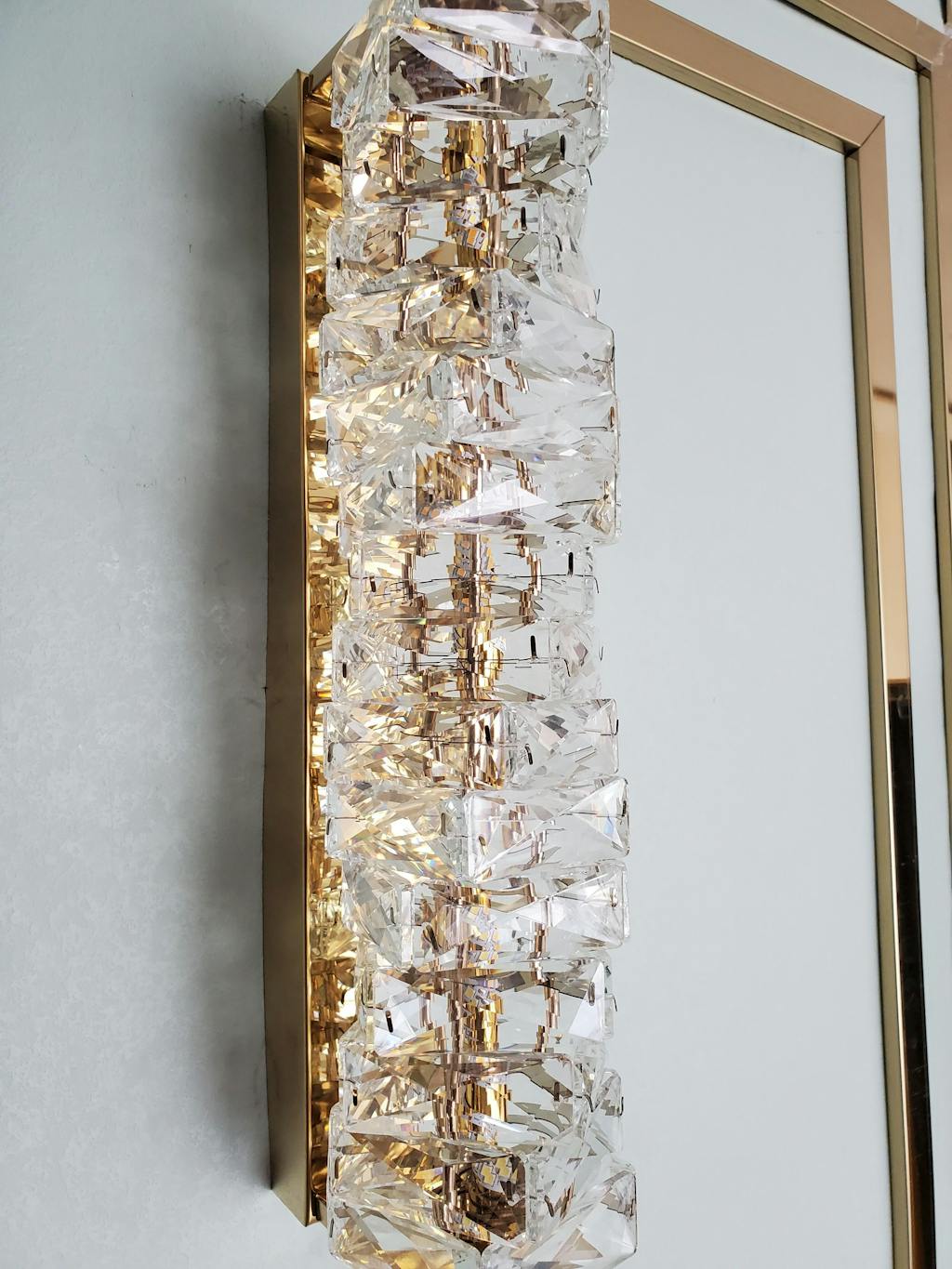 Laminated Crystal Wall Light - Mooielight