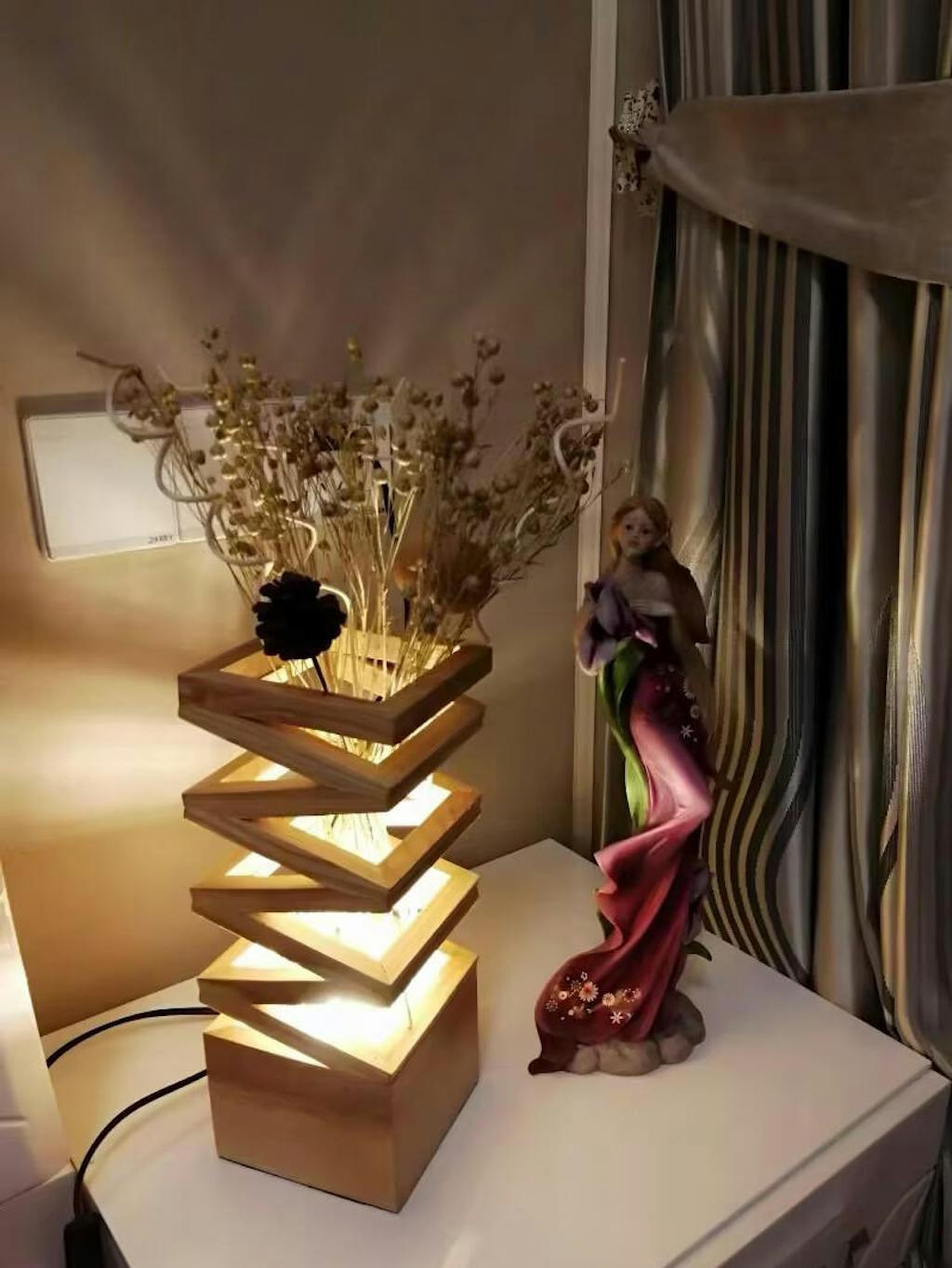 Creative Spring Table Lamp - Mooielight