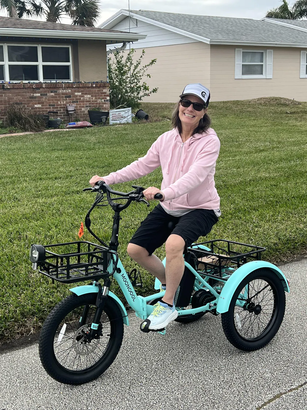 Safe & Sustainable TK1 Folding Electric Trike | Comfortable, Stable ...