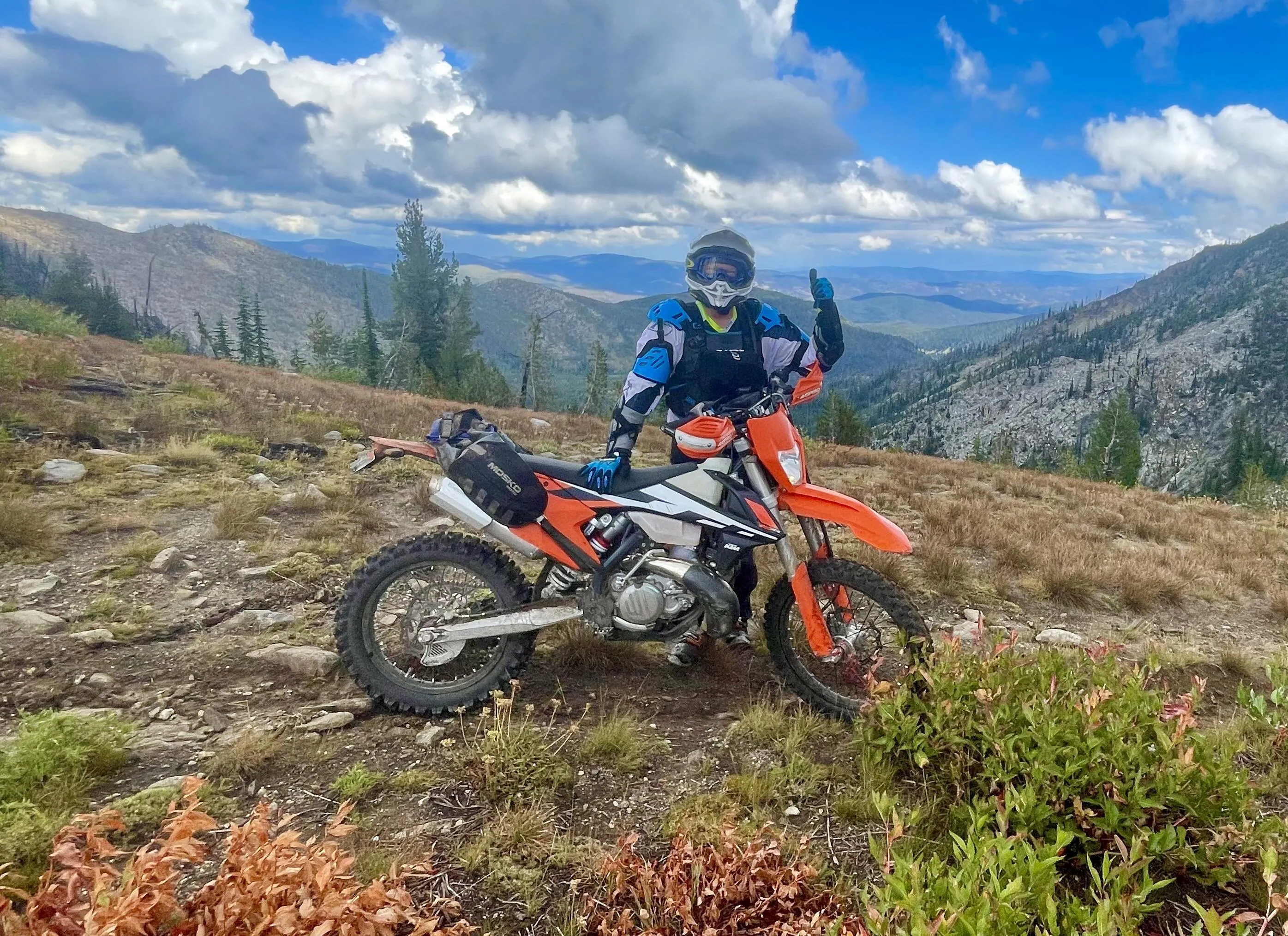 Reckless 10L v2 Motorcycle Luggage System | Mosko Moto - Mosko Moto EU