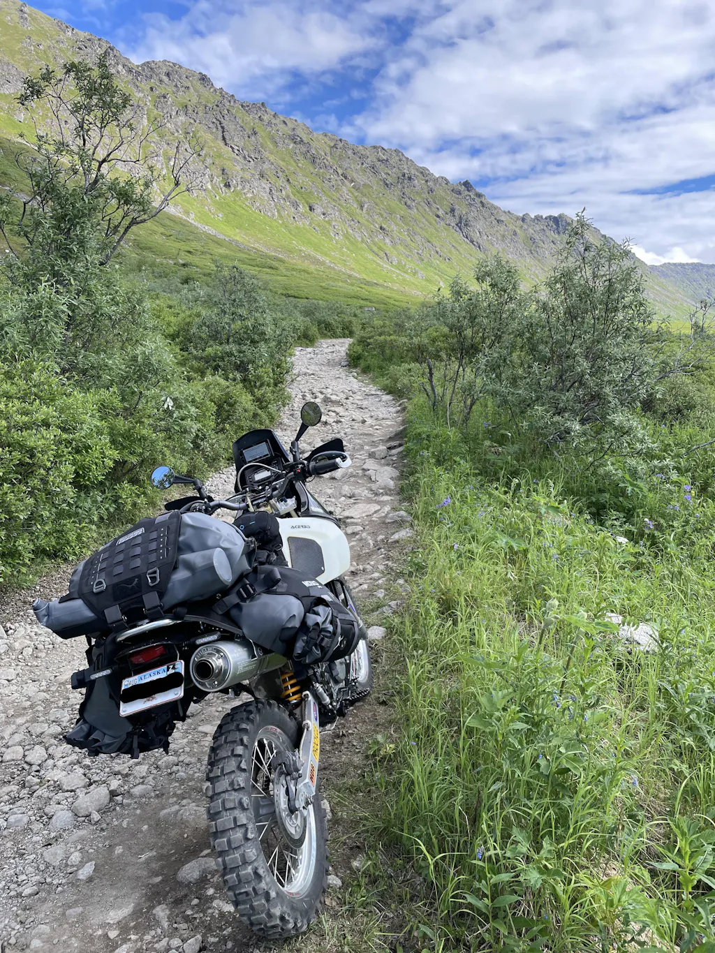 Reckless 80L V4.0 Motorcycle Luggage System | Mosko Moto