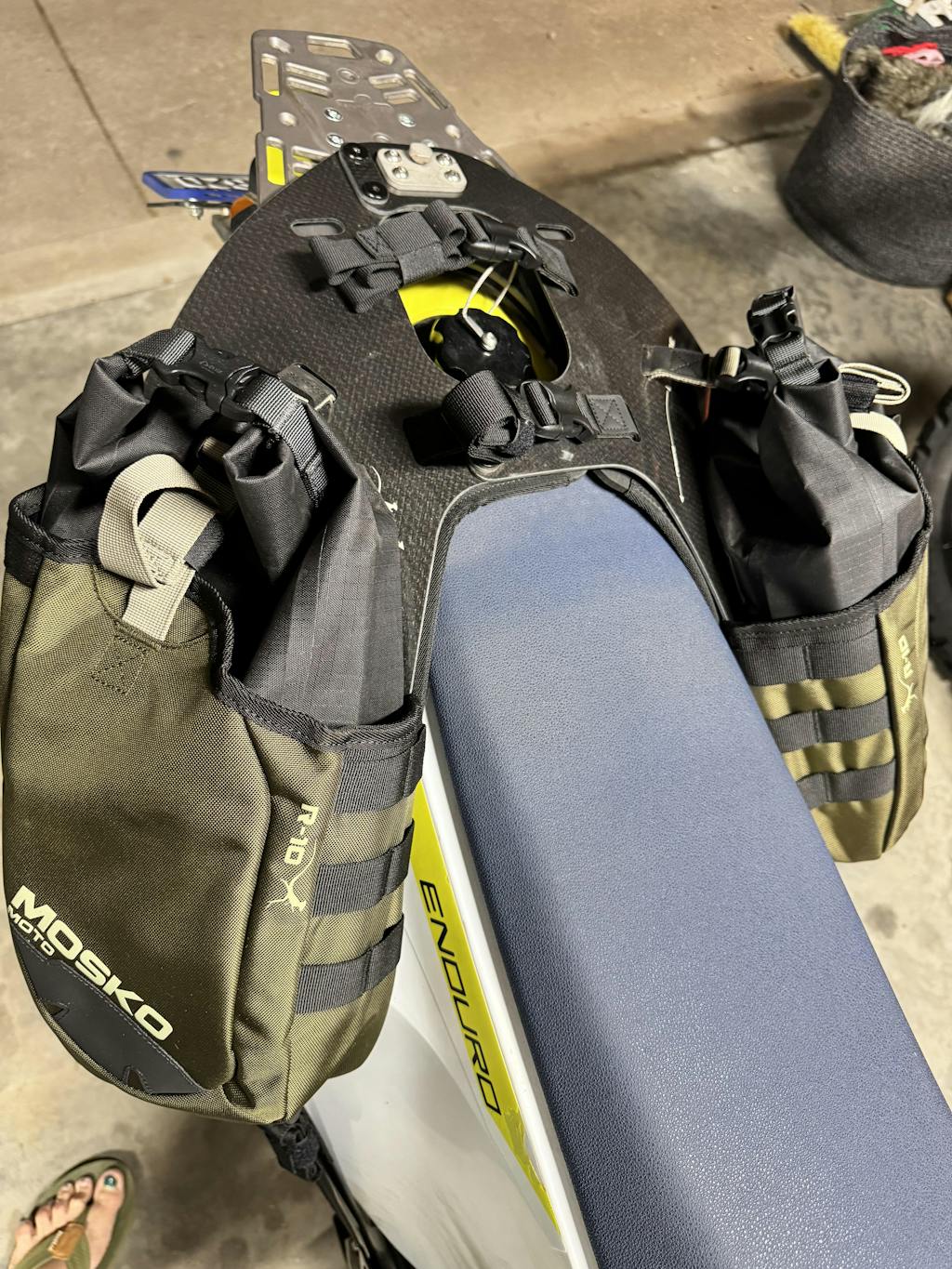 Reckless 10L v2 Motorcycle Luggage System | Mosko Moto - Mosko Moto EU