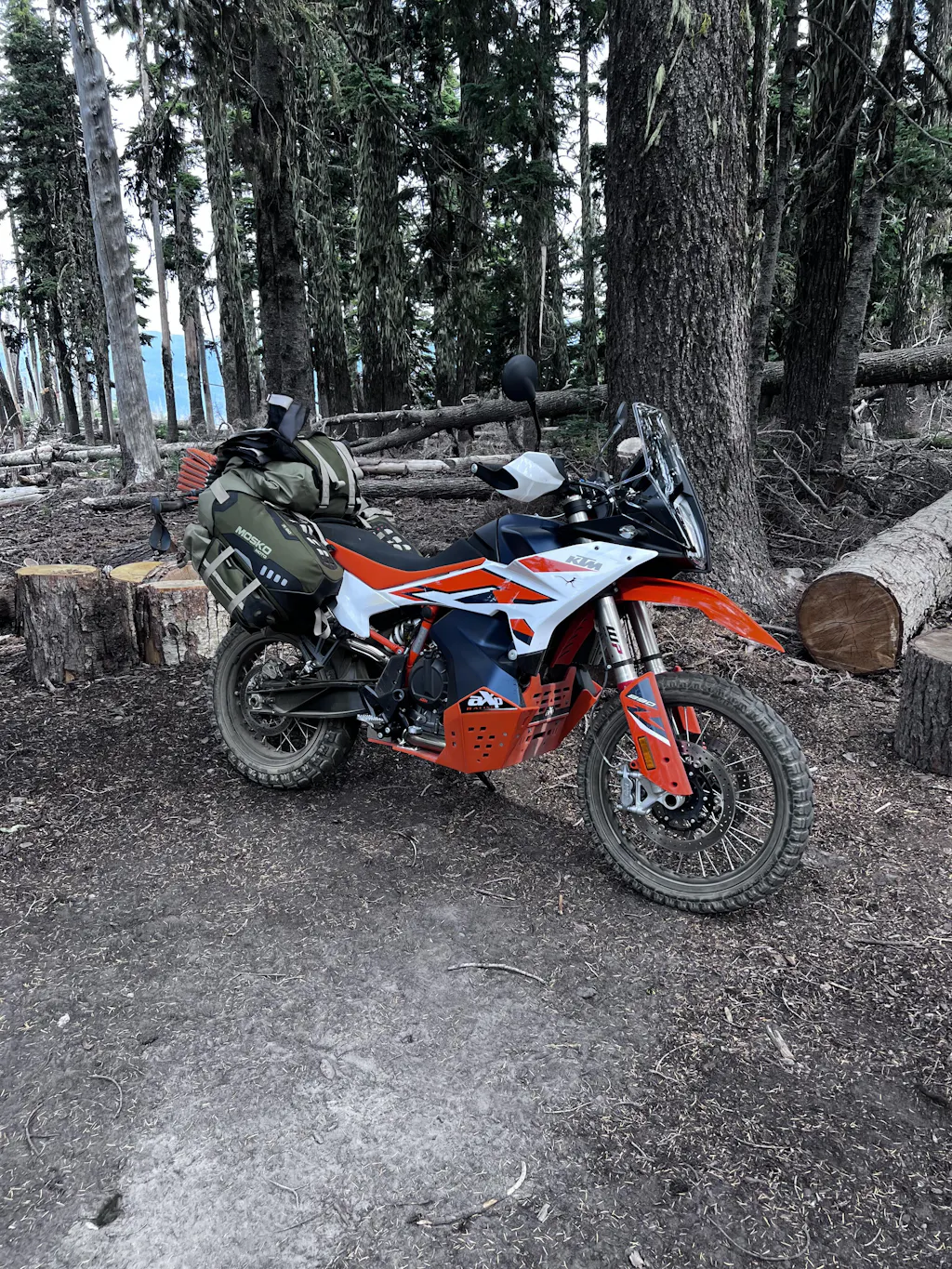 Reckless 80L V4.0 Motorcycle Luggage System | Mosko Moto