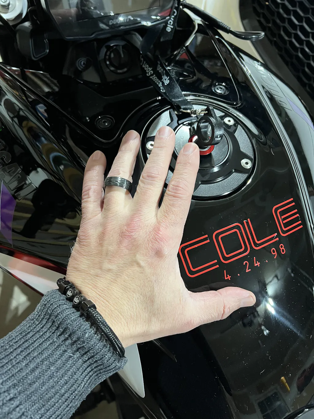 Motorcycle Tire Ring - Pirelli Diablo Rosso Corsa II Tread - Moto Loot