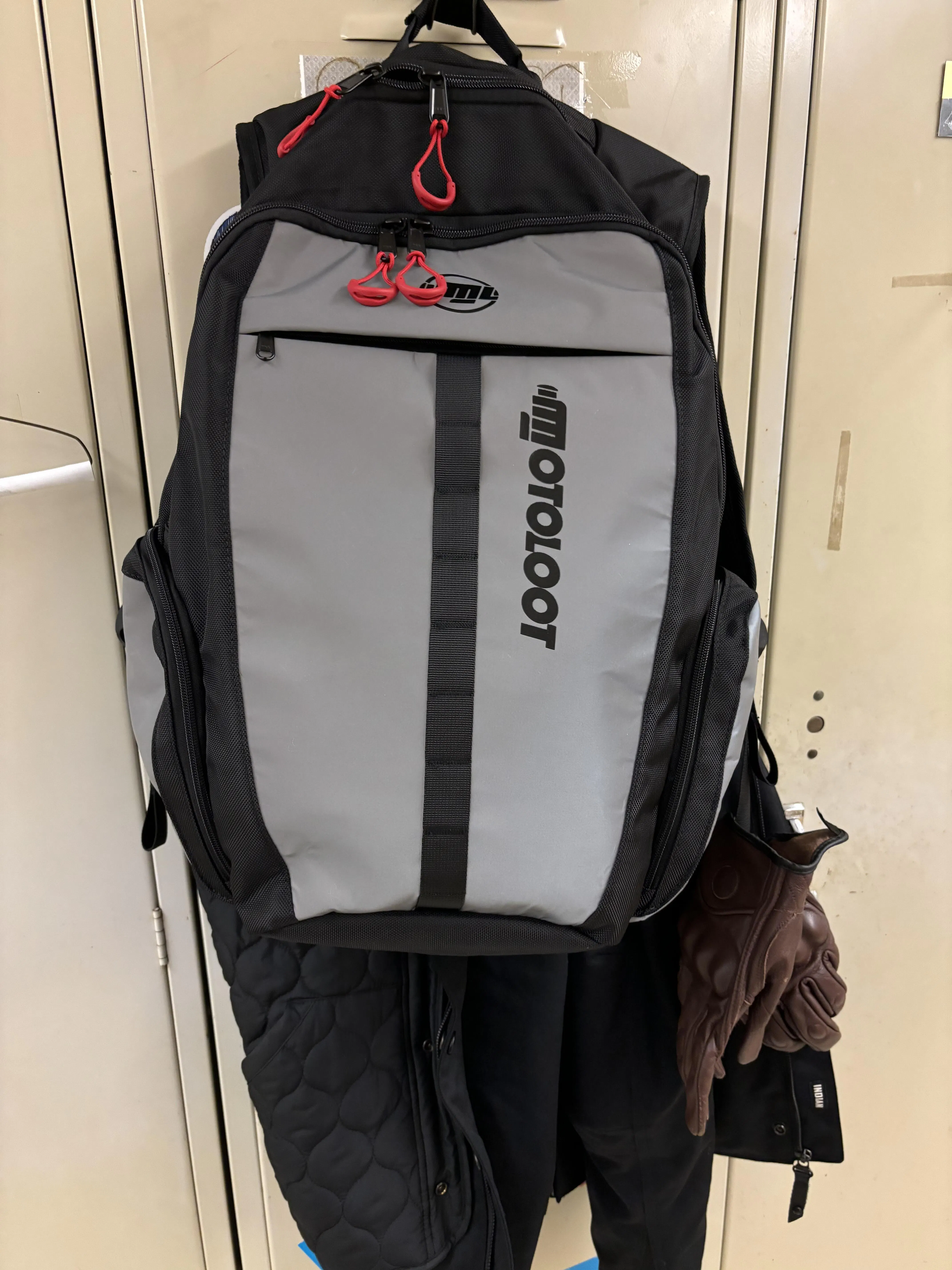 Insanely Reflective Motorcycle Backpack - Moto Loot