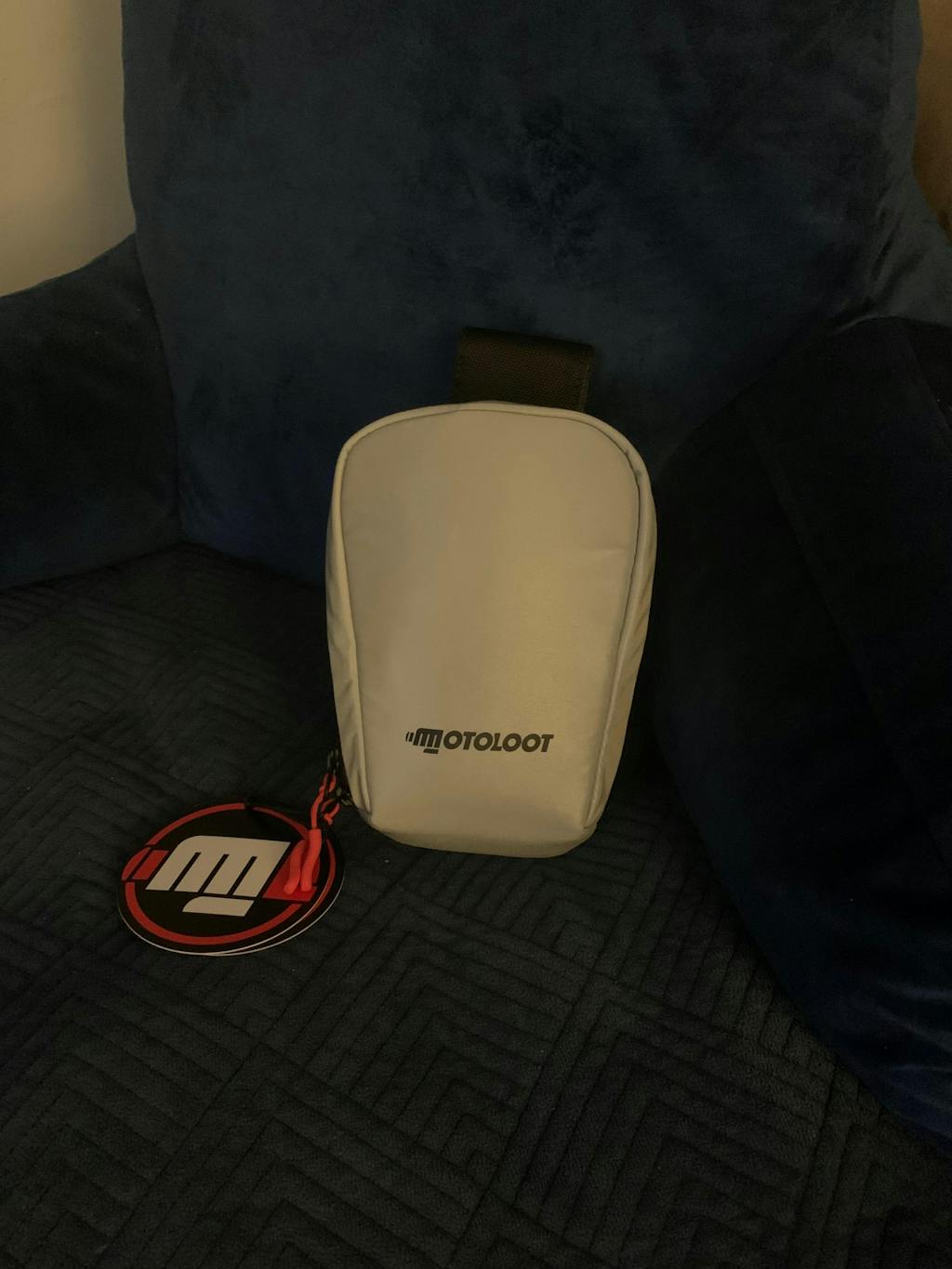 Glowrider Reflective Motorcycle Leg Bag - Moto Loot