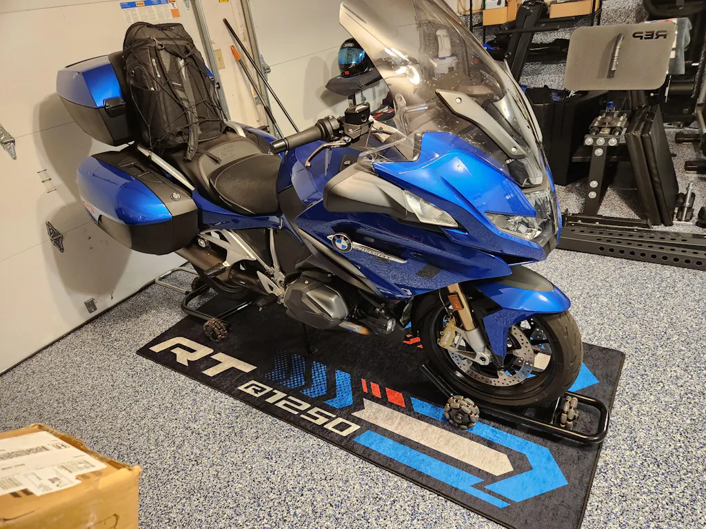 Designed Pit Mat for BMW R1250 RS Motorcycle - MM7160 – MPM Motorcycle Mat