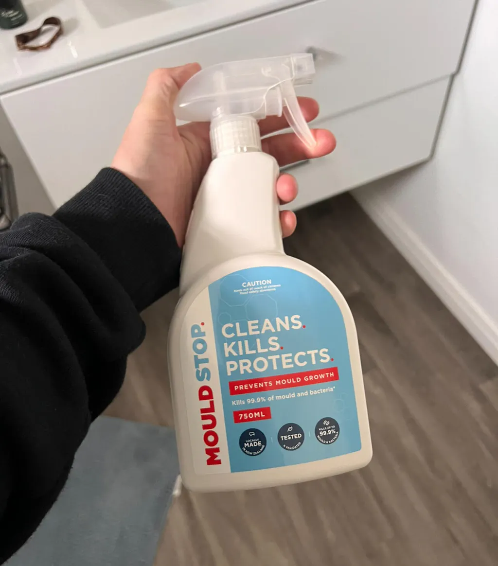 MOULD STOP Surface Cleaner & Protectant Spray