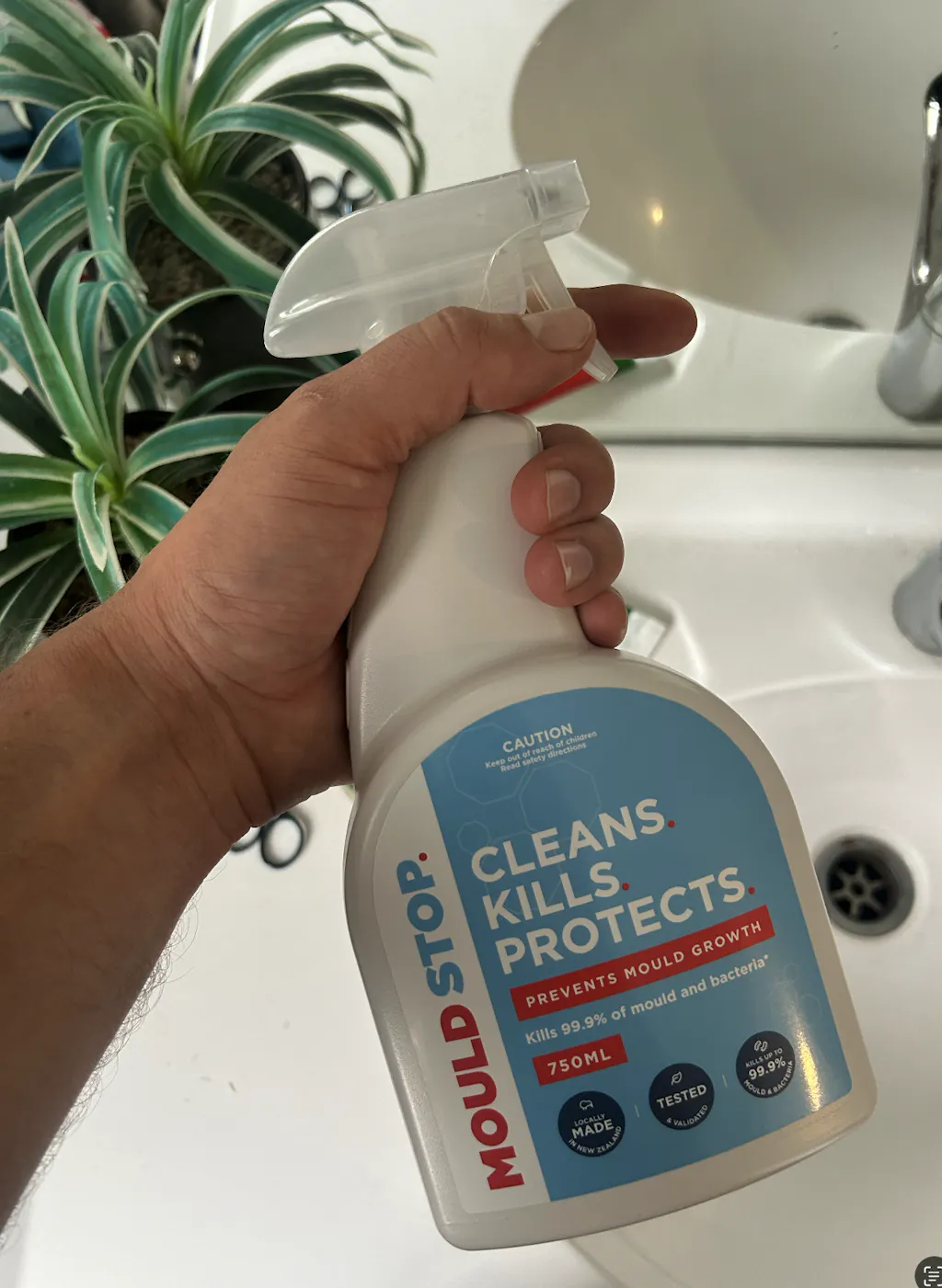 MOULD STOP Surface Cleaner & Protectant Spray