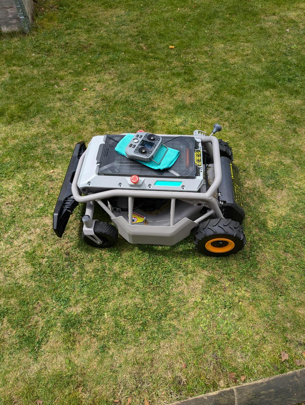 Mowrator S1 Remote Control Lawn Mower 2WD – MOWRATOR