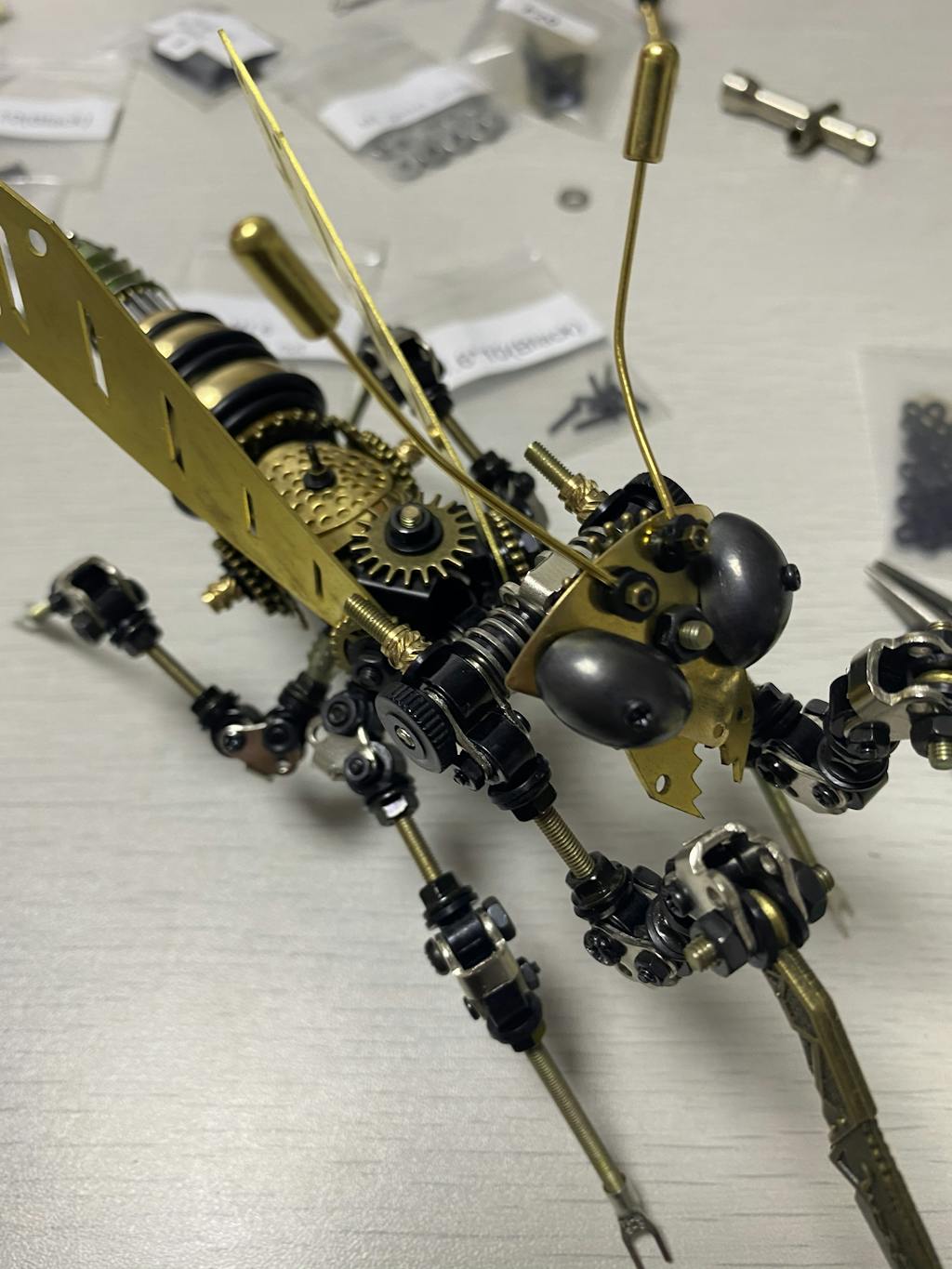 3D Metal Assembly DIY Mechanical Mantis Insect Model Puzzle kit
