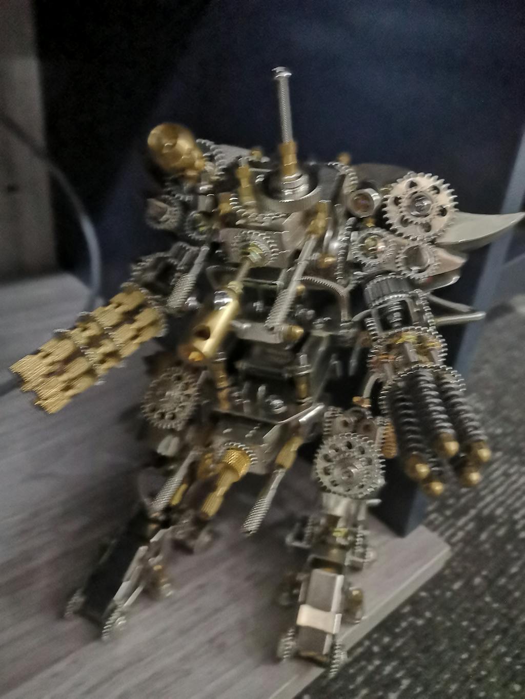 DIY 3D Metal Mechanical Fighting Mecha Model Kit Taurus Berserker + Ch