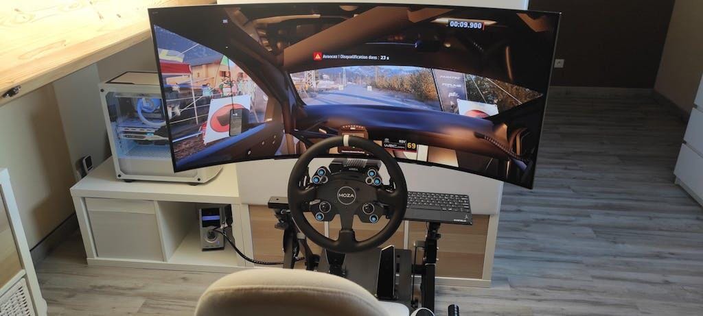 MOZA R9 V3 + CS V2P Bundle – 9Nm Direct Drive for GT, Rally & Touring ...