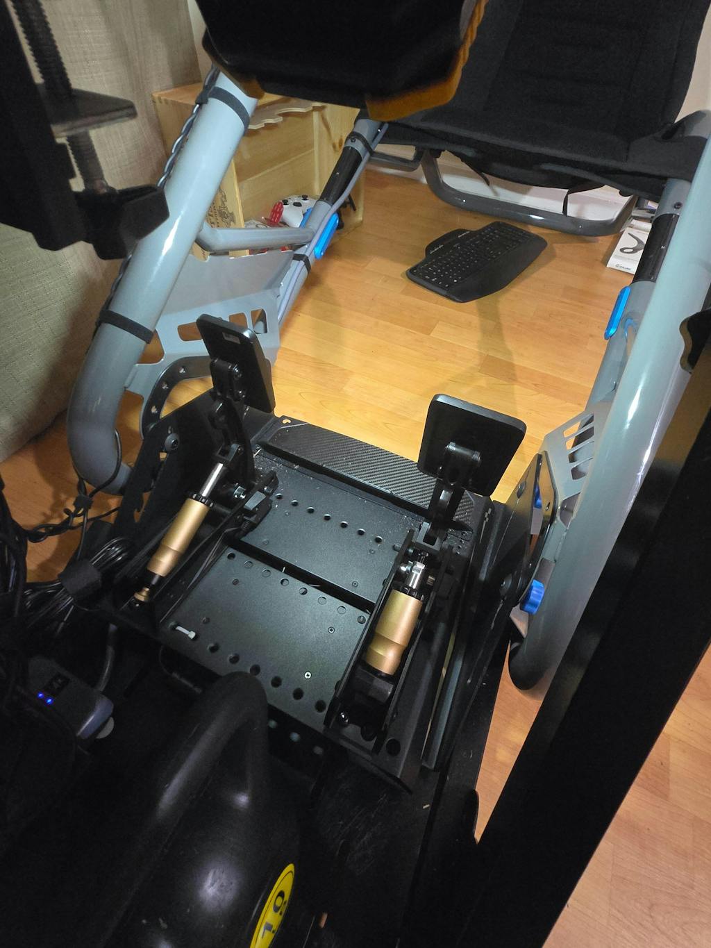 MOZA CRP2 Load Cell Pedals – High-Precision Sim Racing Pedals – MOZA ...