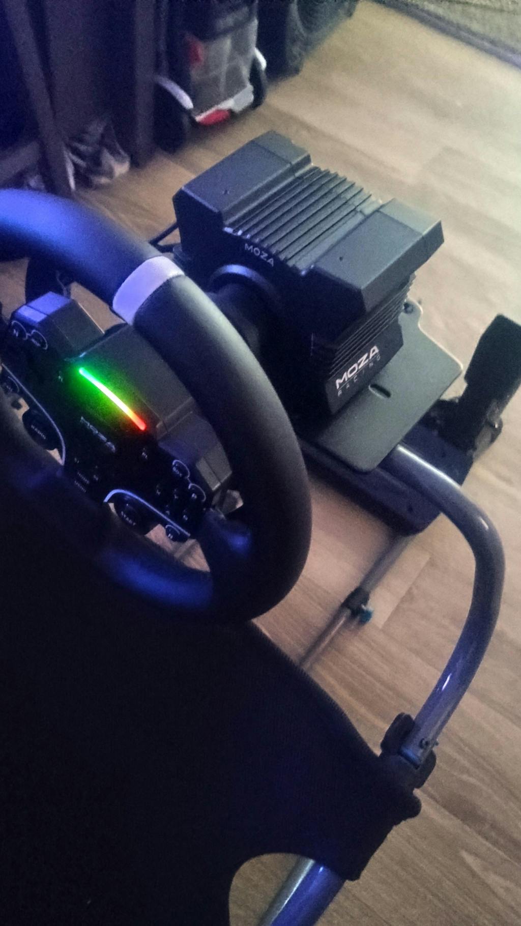 MOZA R5 Racing Bundle — 5.5 Nm DD Kit (Fast US Shipping) – MOZA Racing US