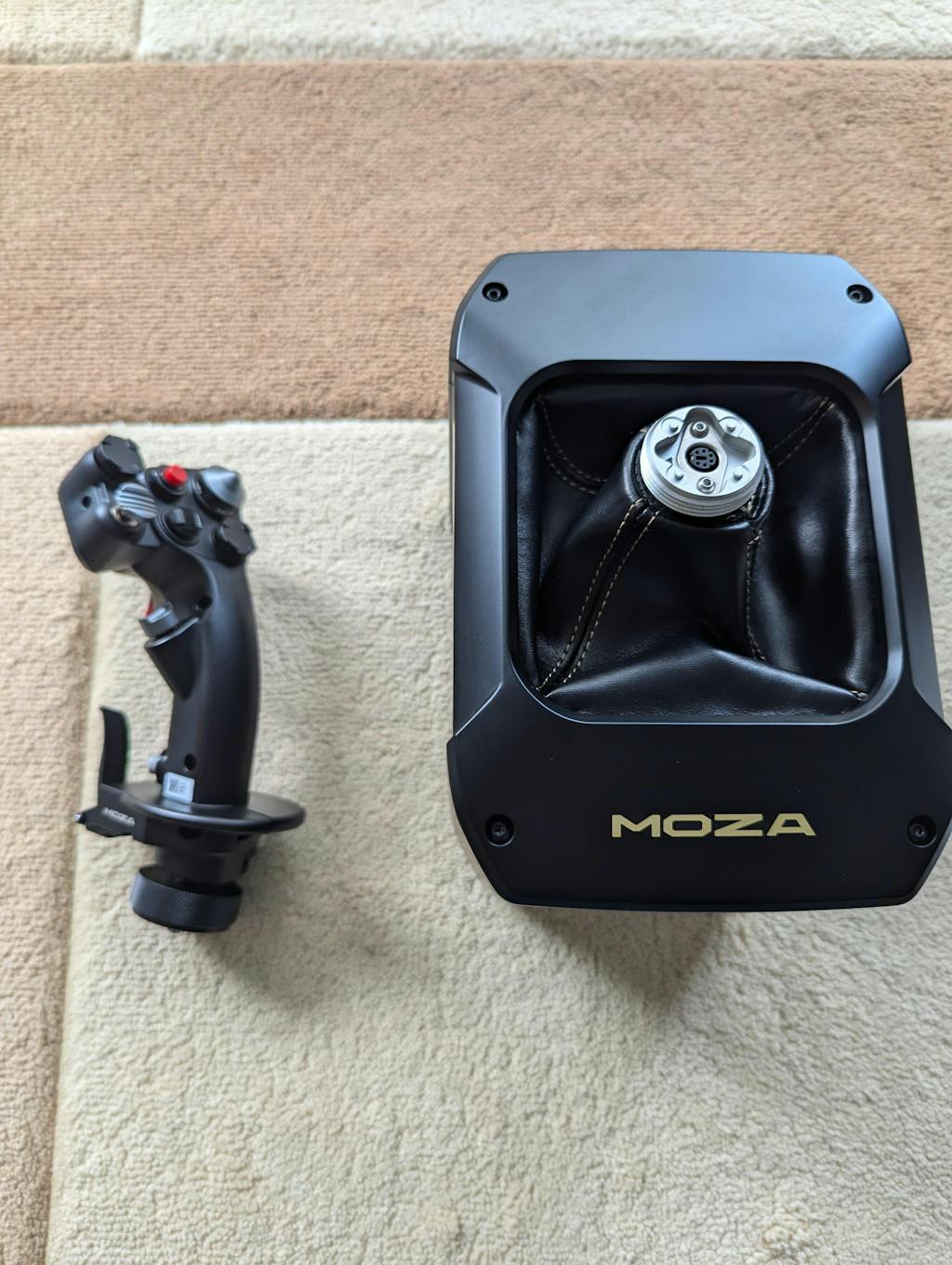 MOZA MH16 Flightstick – Modular Flight Stick with 30 Programmable ...