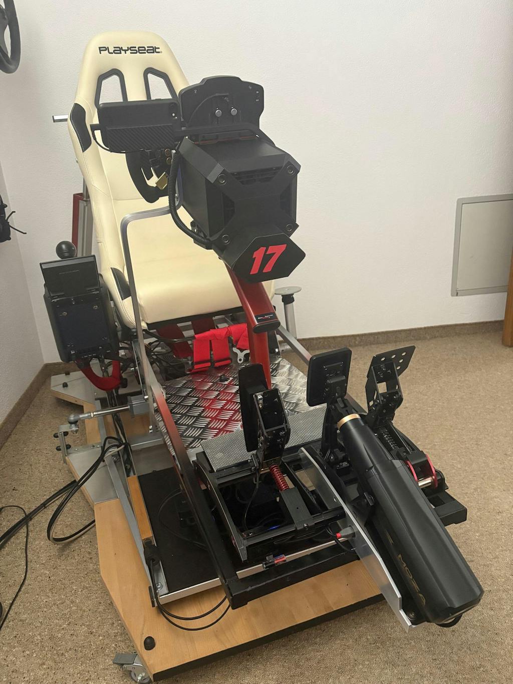 MOZA mBooster Active Pedal | Force-Feedback Sim Racing Pedal – MOZA Racing US