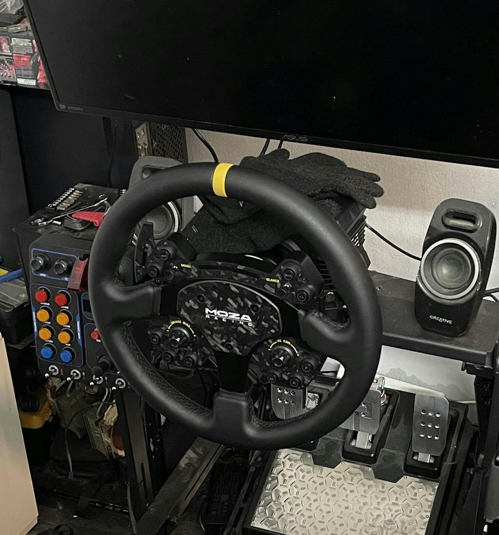 MOZA RS V2 Racing Wheel – Professional Sim Racing Steering Wheel – MOZA ...