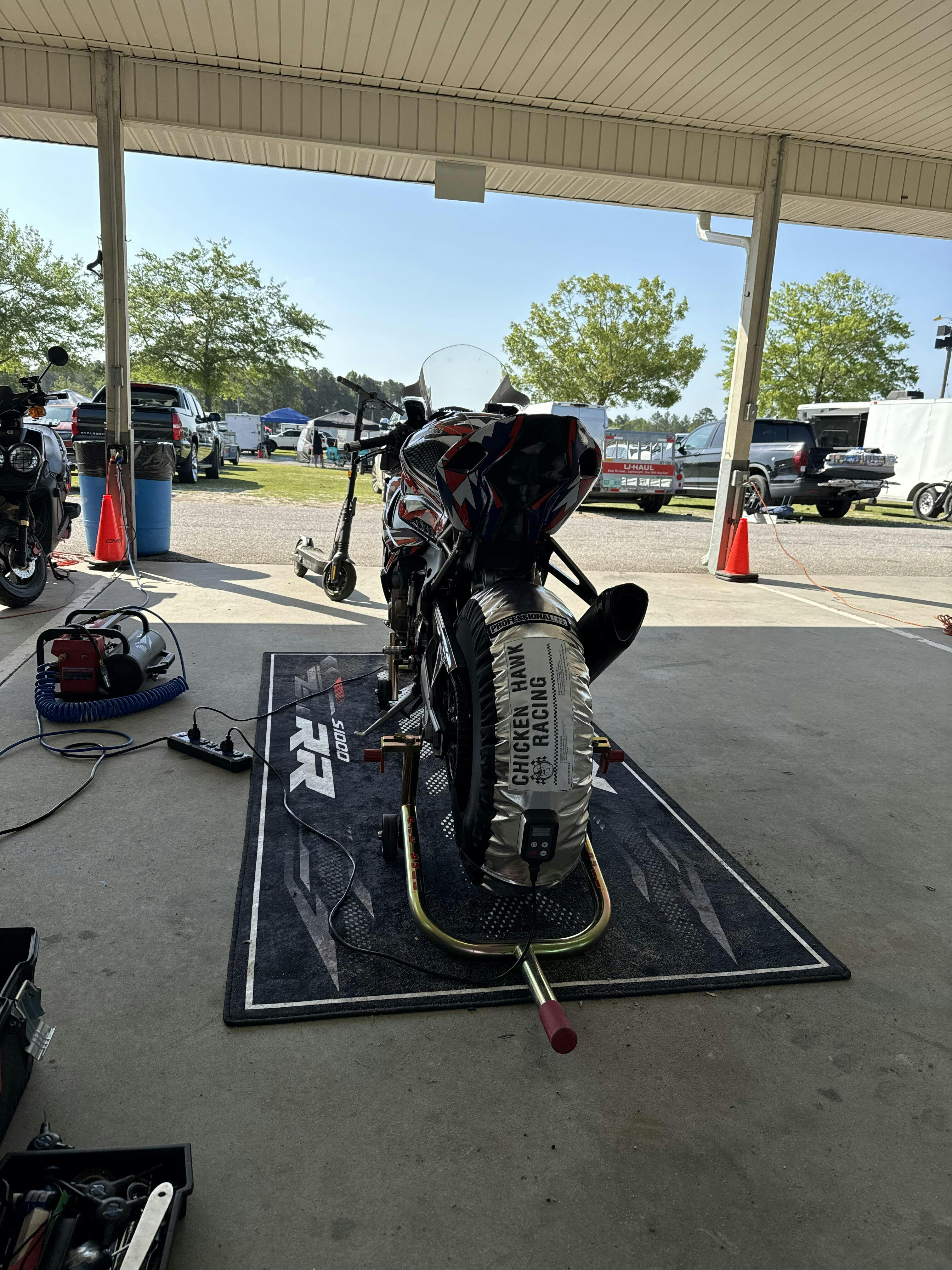 Designed Pit Mat for BMW R1250 RS Motorcycle - MM7160 – MPM Motorcycle Mat