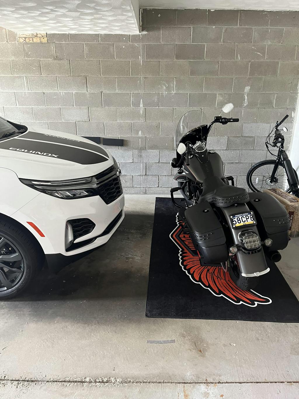 Designed Pit Mat for BMW R1250 RS Motorcycle - MM7160 – MPM Motorcycle Mat