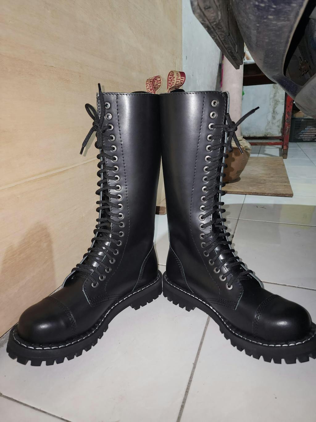 Black Steel Boots Skinhead Boots 20 hole by MR. Riegillio