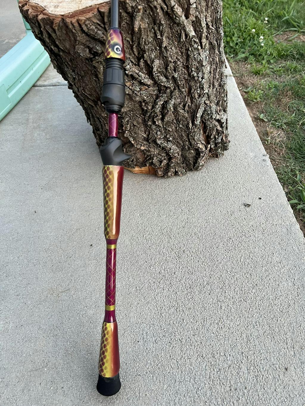 Fuji SKTS Split Casting Reel Seat, Graphite Nylon Hoods