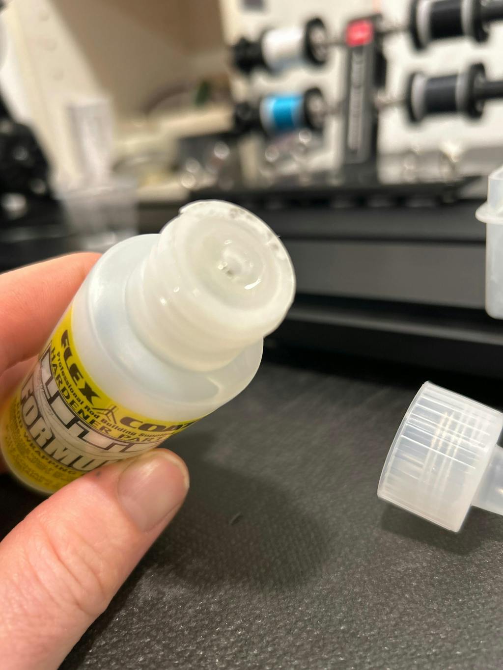 CRB Self-Sealing Bottle Cap Syringe Insert – Single Unit