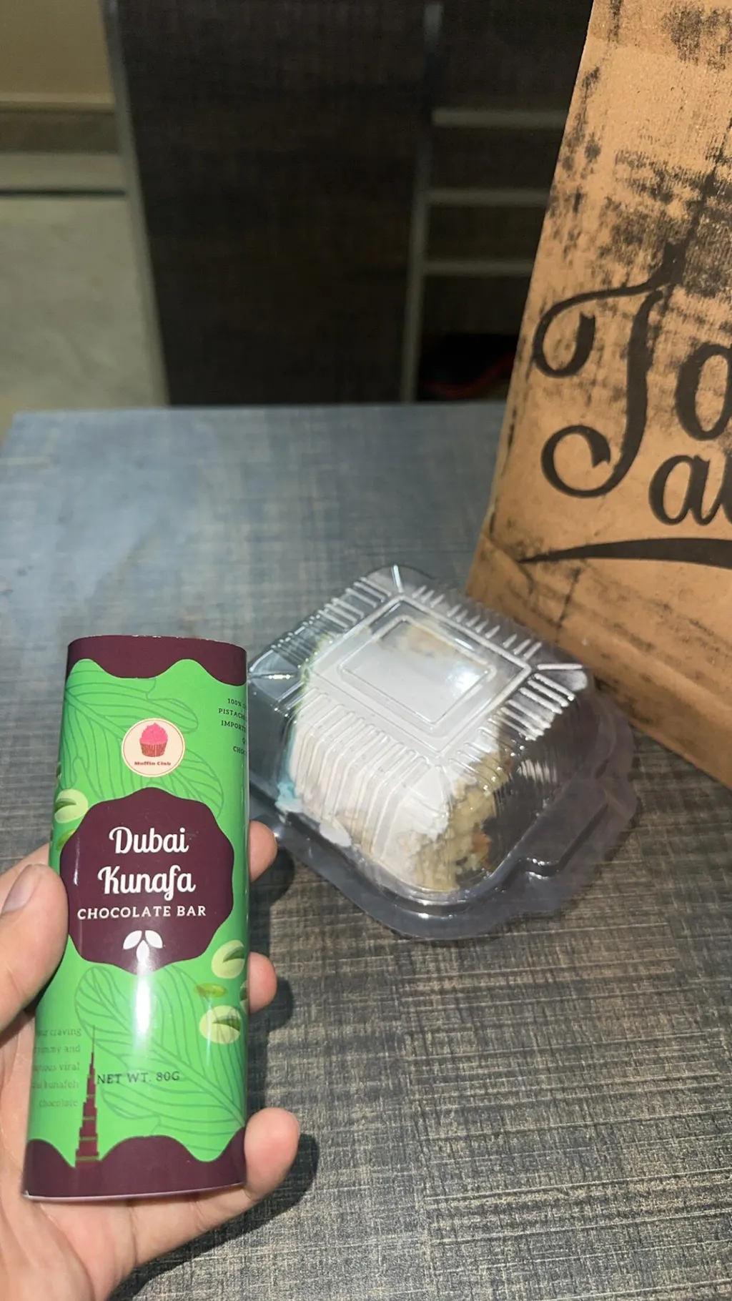 Kunafa Chocolate Bar in Pakistan | Dubai Chocolate