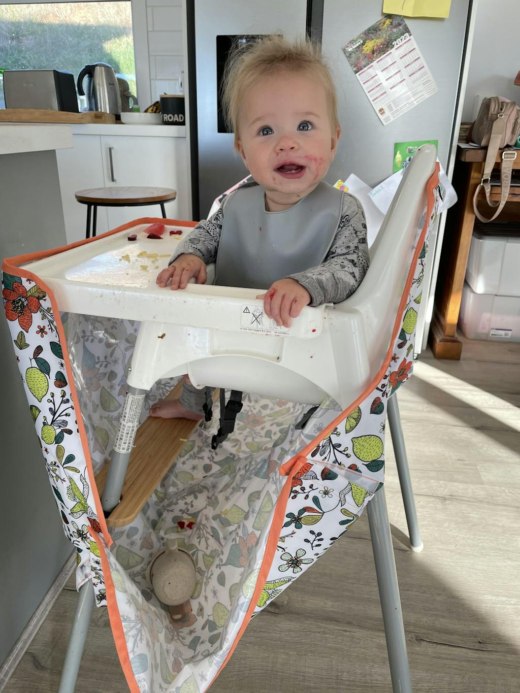 Splat mat for high chair food catcher - Flowers – Mumma’s Little Helpers