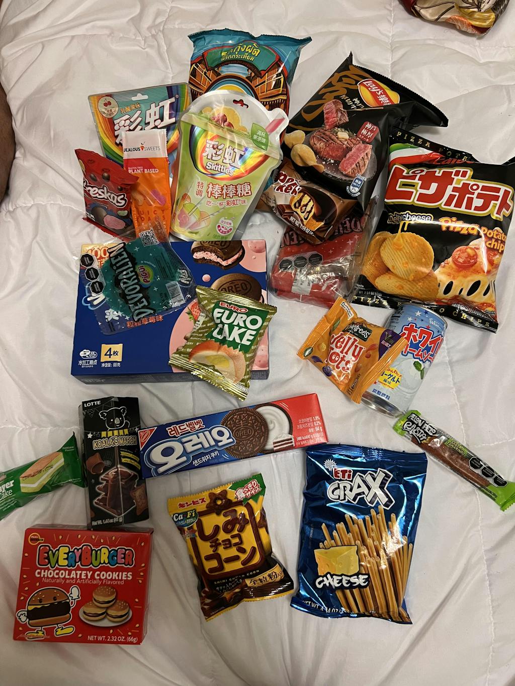 Munch Addict | Exotic International Snacks, Subscription Box & Gifts