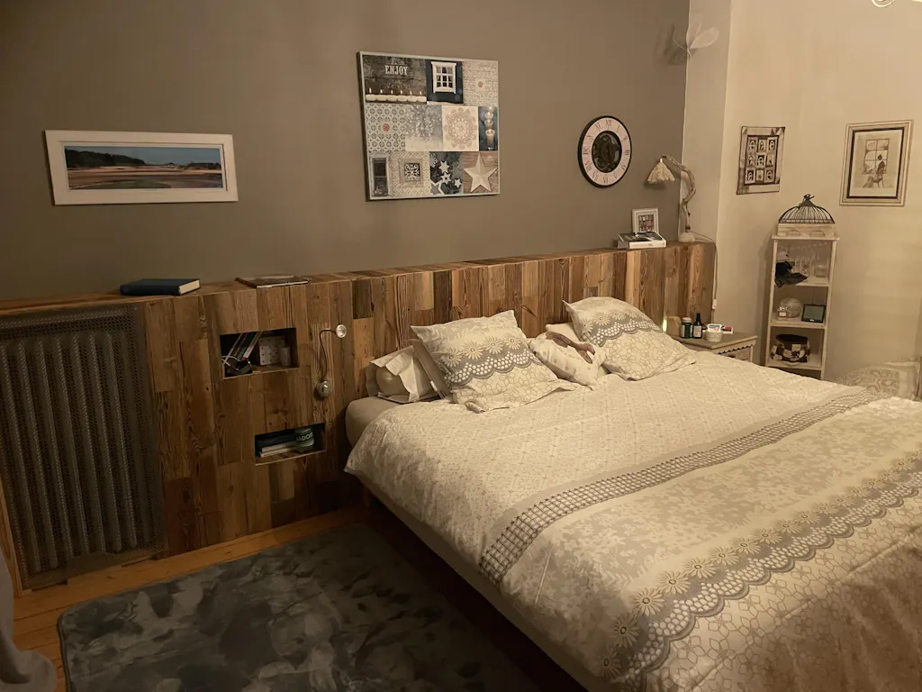 Habillage Mural Bois Brut : Revêtement mural en bois Chaleureux