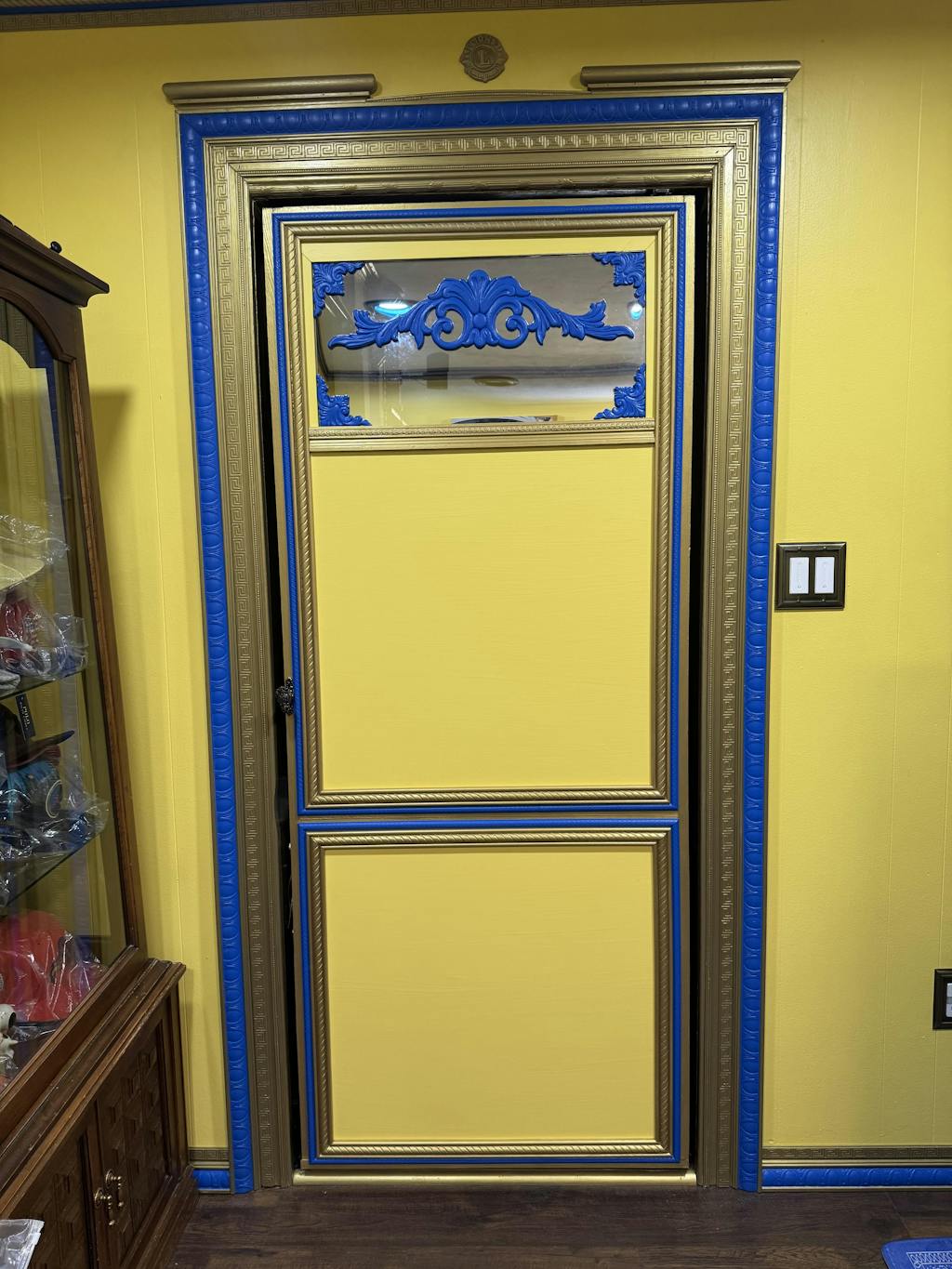 Hidden Door Hinges for Seamless Design – Murphy Door®