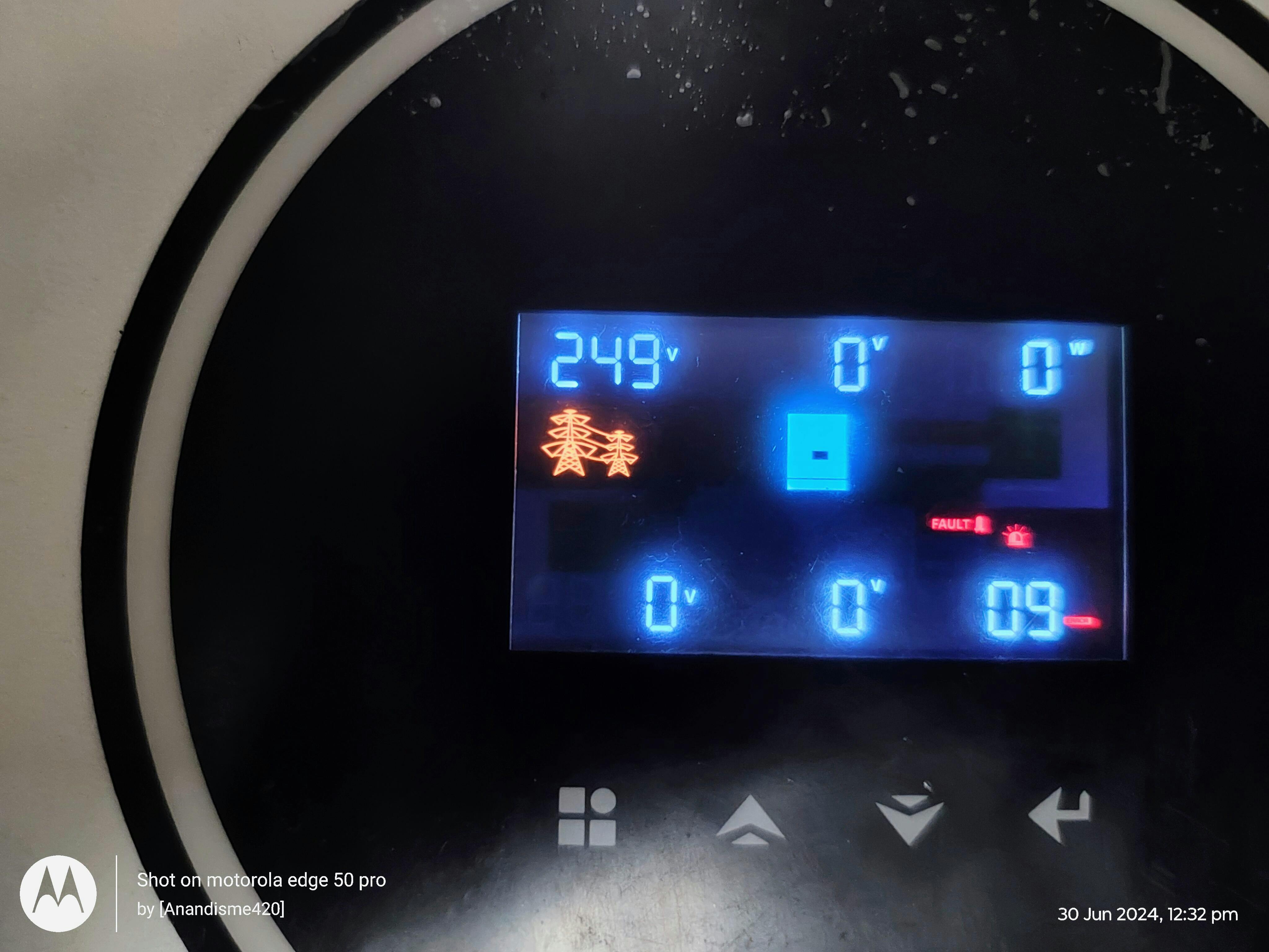 MuscleGrid 4.2 KW True Hybrid HEAVY DUTY Batteryless Triple MPPT Solar