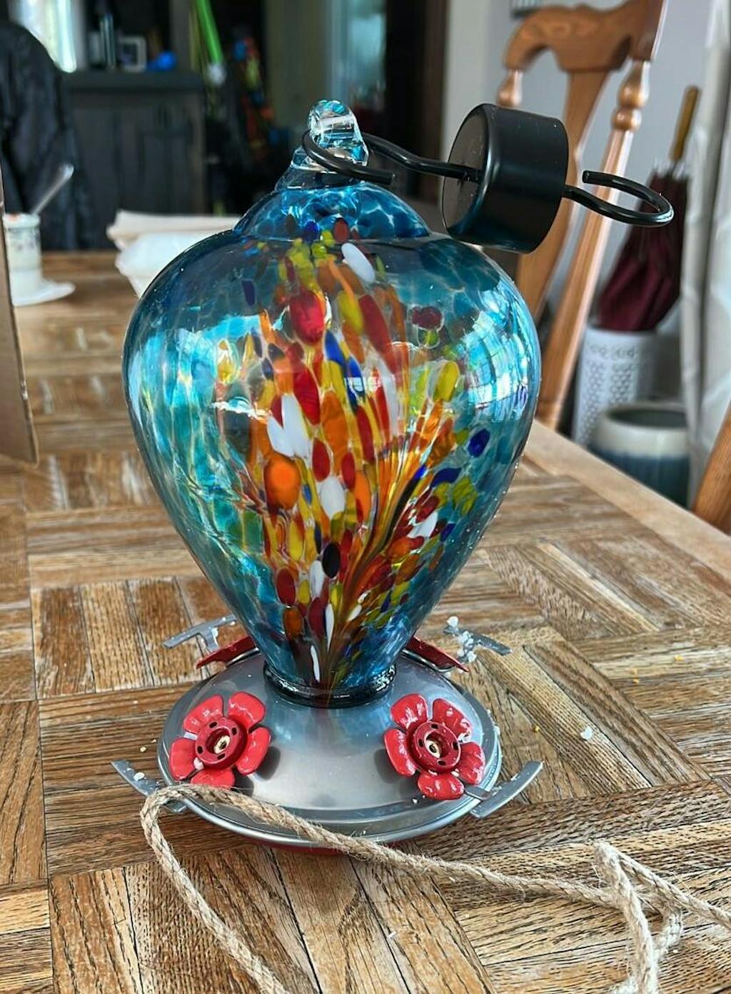 Muse Garden Hand Blown Glass Hummingbird Feeder - Comet – MuseGarden