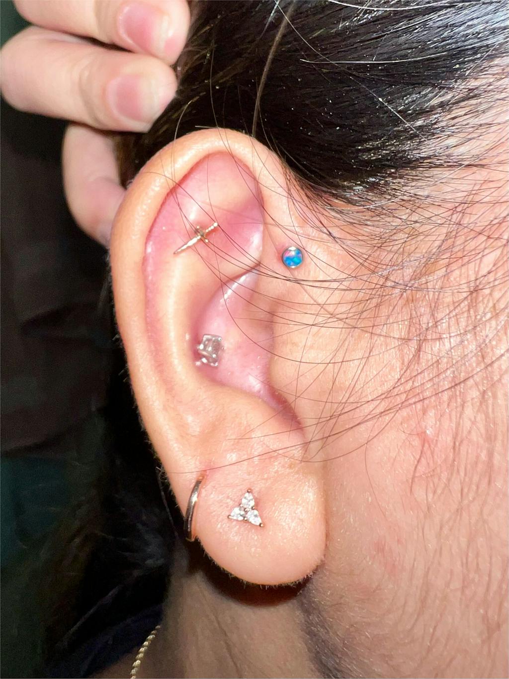 14K Gold Slim Sleeper Hoop Earrings | Musemond