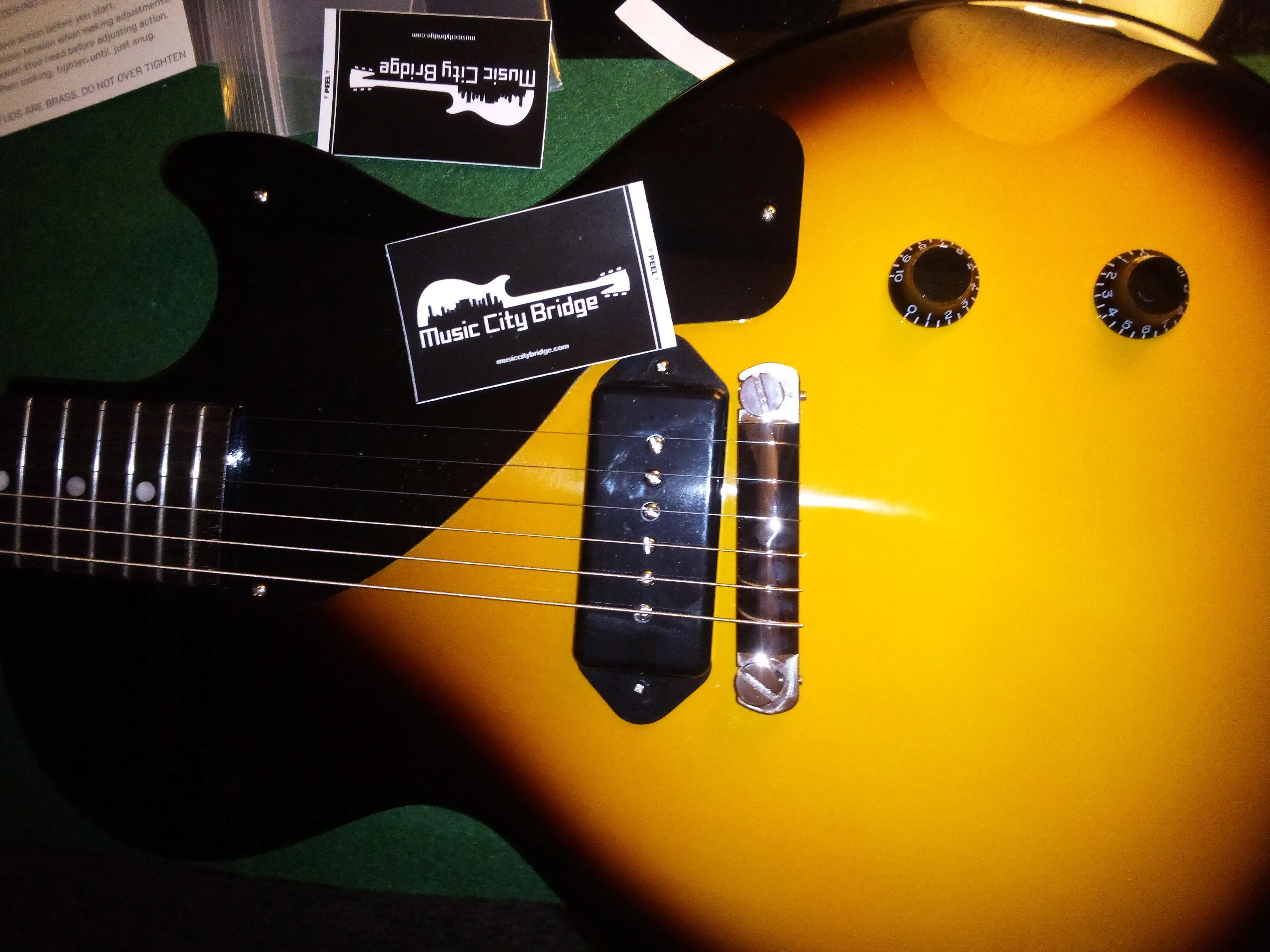 "The Savvy" - Compensated wraparound tailpiece - Music City Bridge