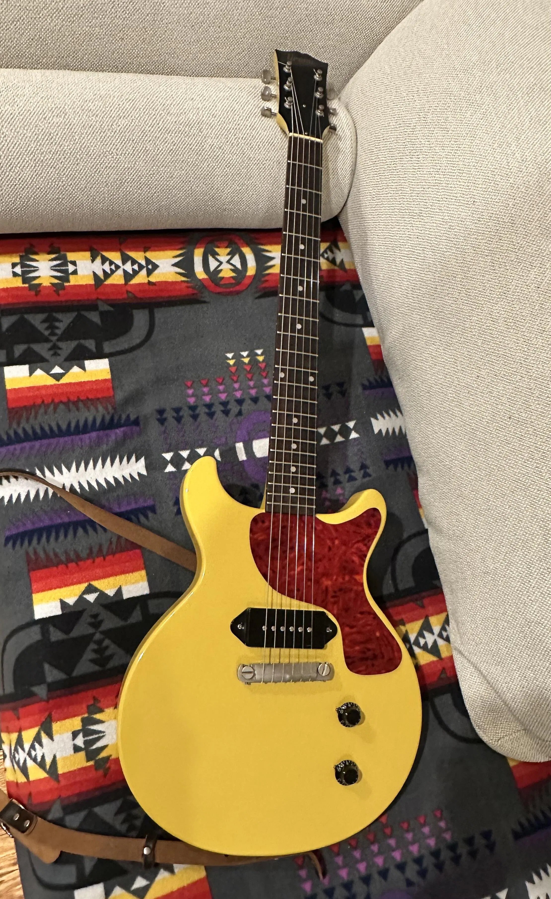 "The Savvy" - Compensated wraparound tailpiece - Music City Bridge
