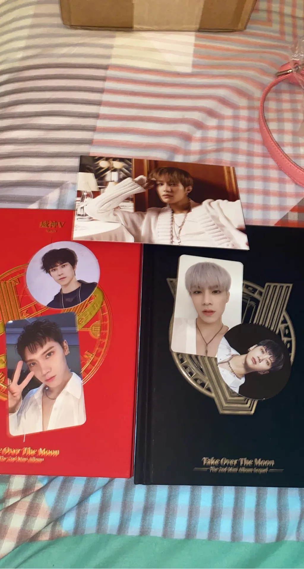 웨이션브이 | WAYV 2ND MINI ALBUM [ TAKE OVER THE MOON ]– Music Plaza